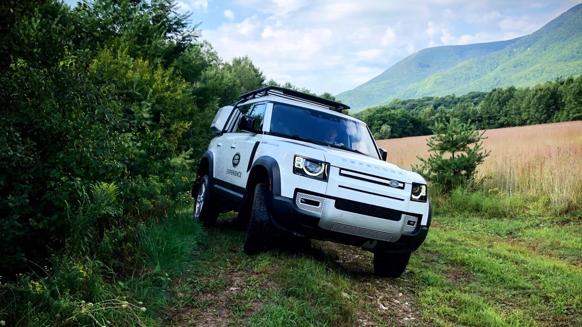 Land Rover Driving School | The Equinox